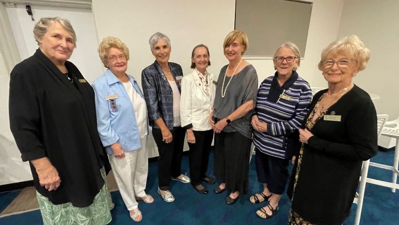 Caloundra Evening VIEW Club, Your Local Women's Network | The Smith Family